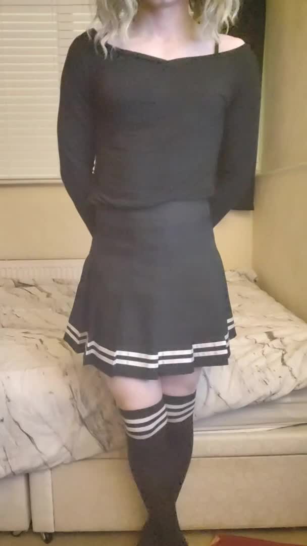 Flashing my useless locked clitty | Scrolller