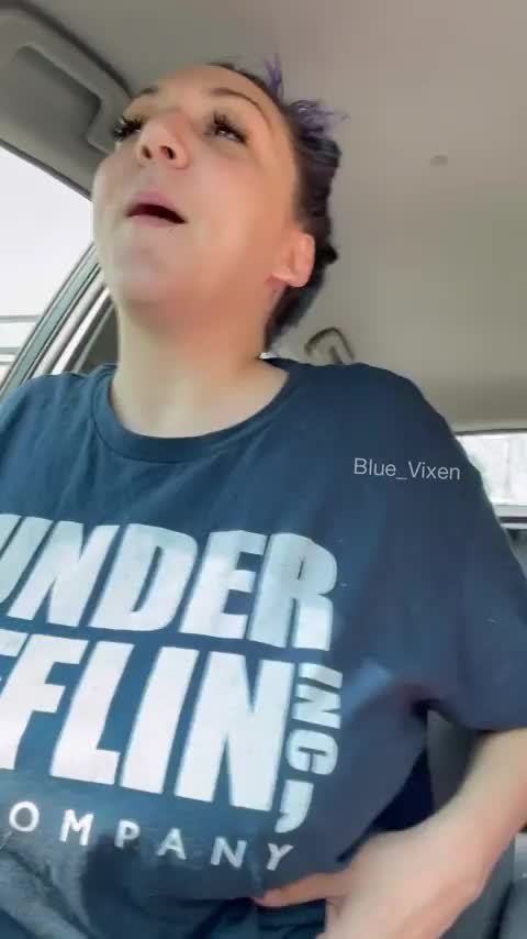 Flashing the road crew | Scrolller