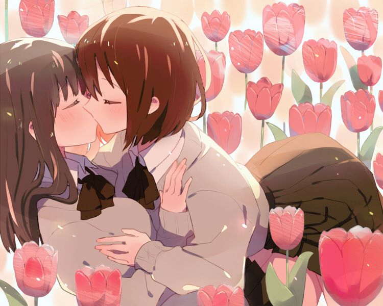 Flowery Kiss [Original] | Scrolller