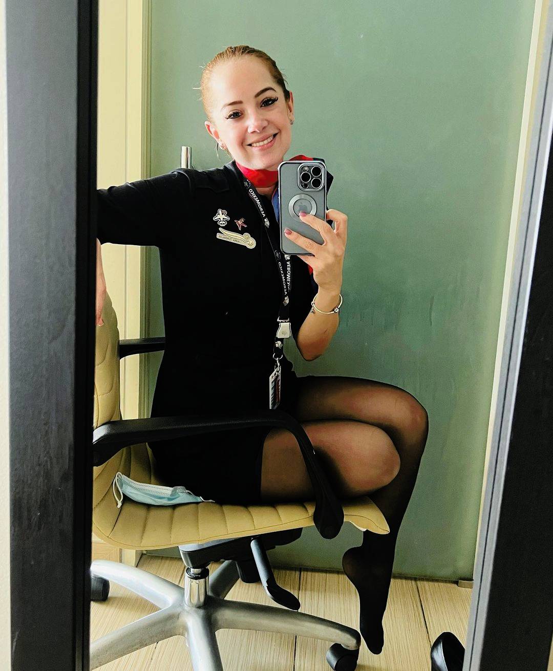 Fly with me | Scrolller