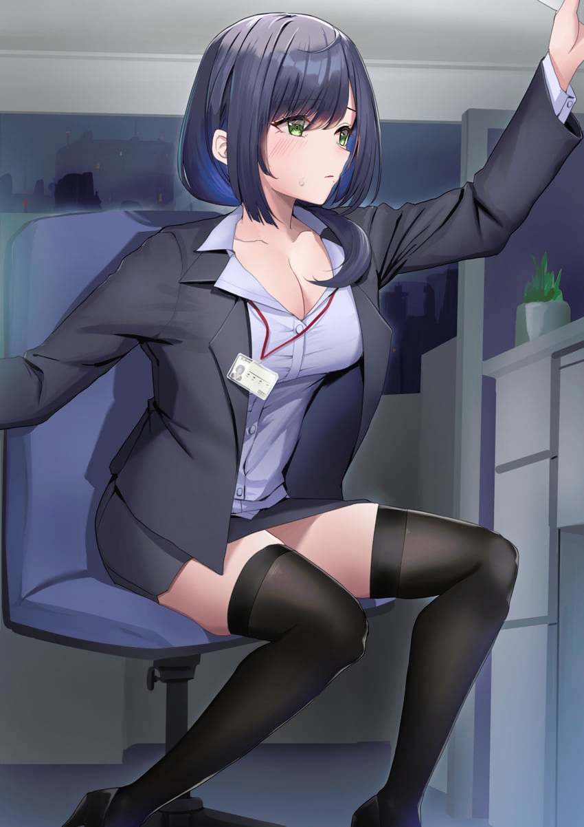 Focused on her work | Scrolller