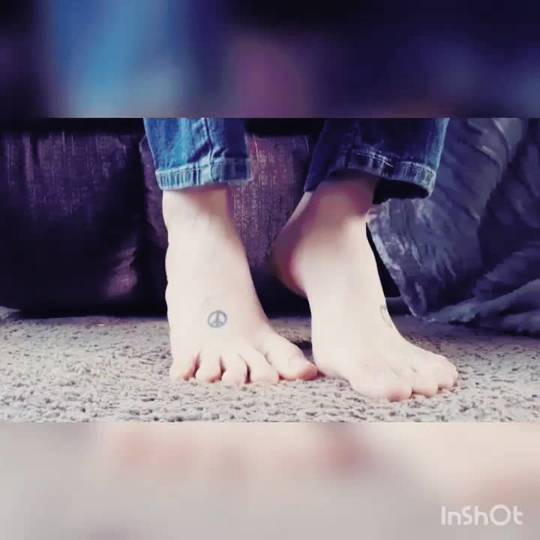 Footslave Pov 😋 Scrolller