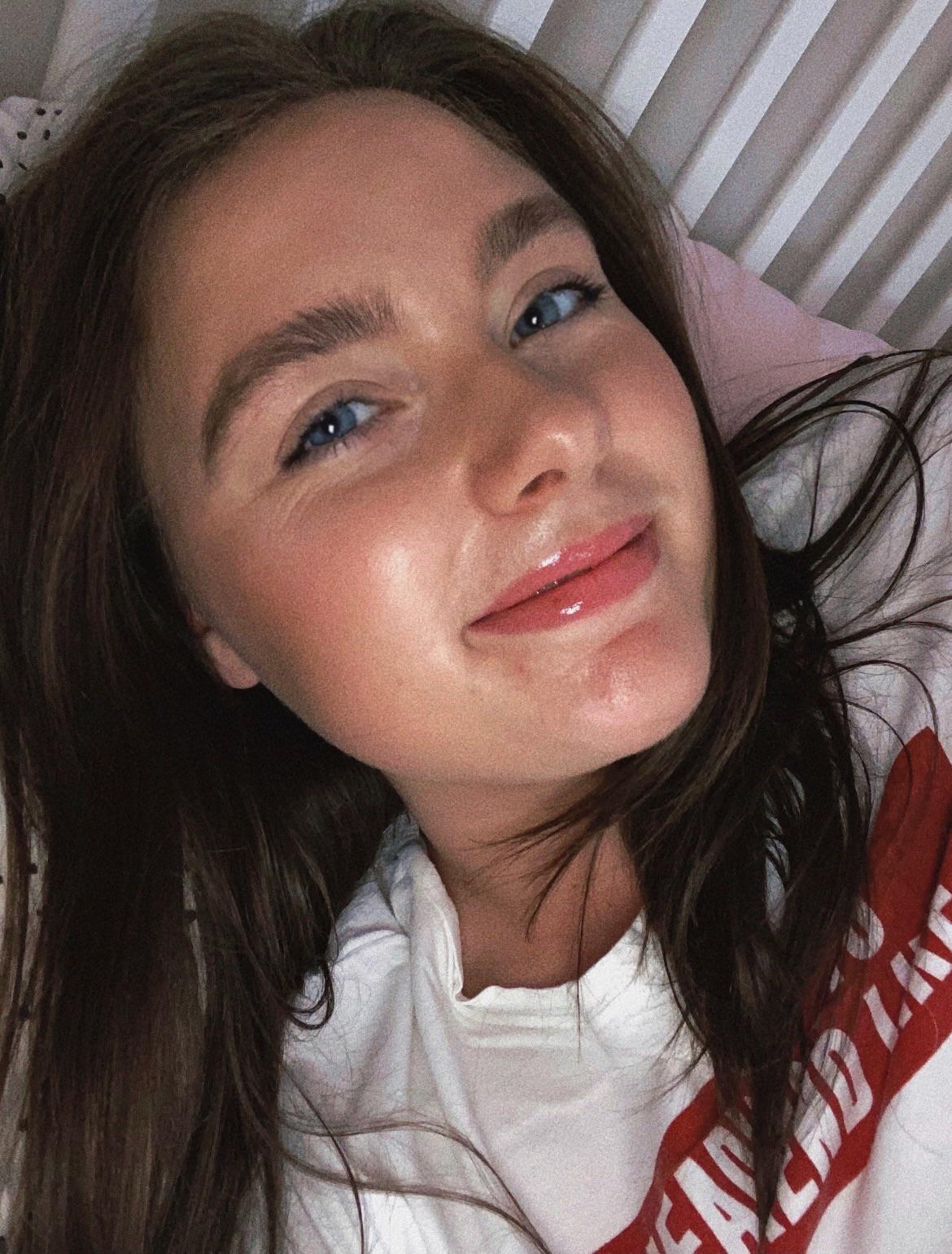 Forever wishing Axl Rose wrote Sweet Child Of Mine about me 😂💙 | Scrolller