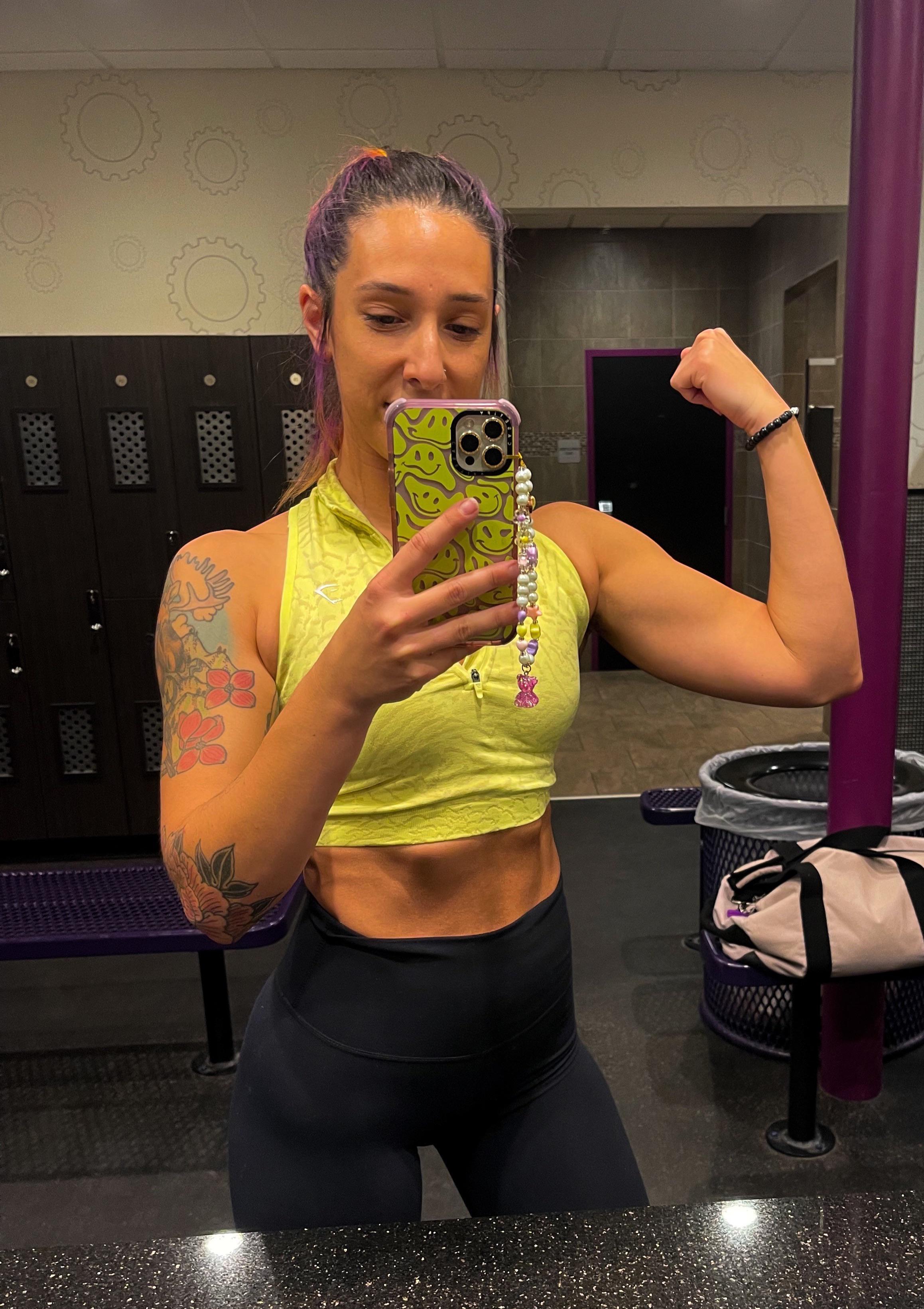 Friday flex 😤 | Scrolller