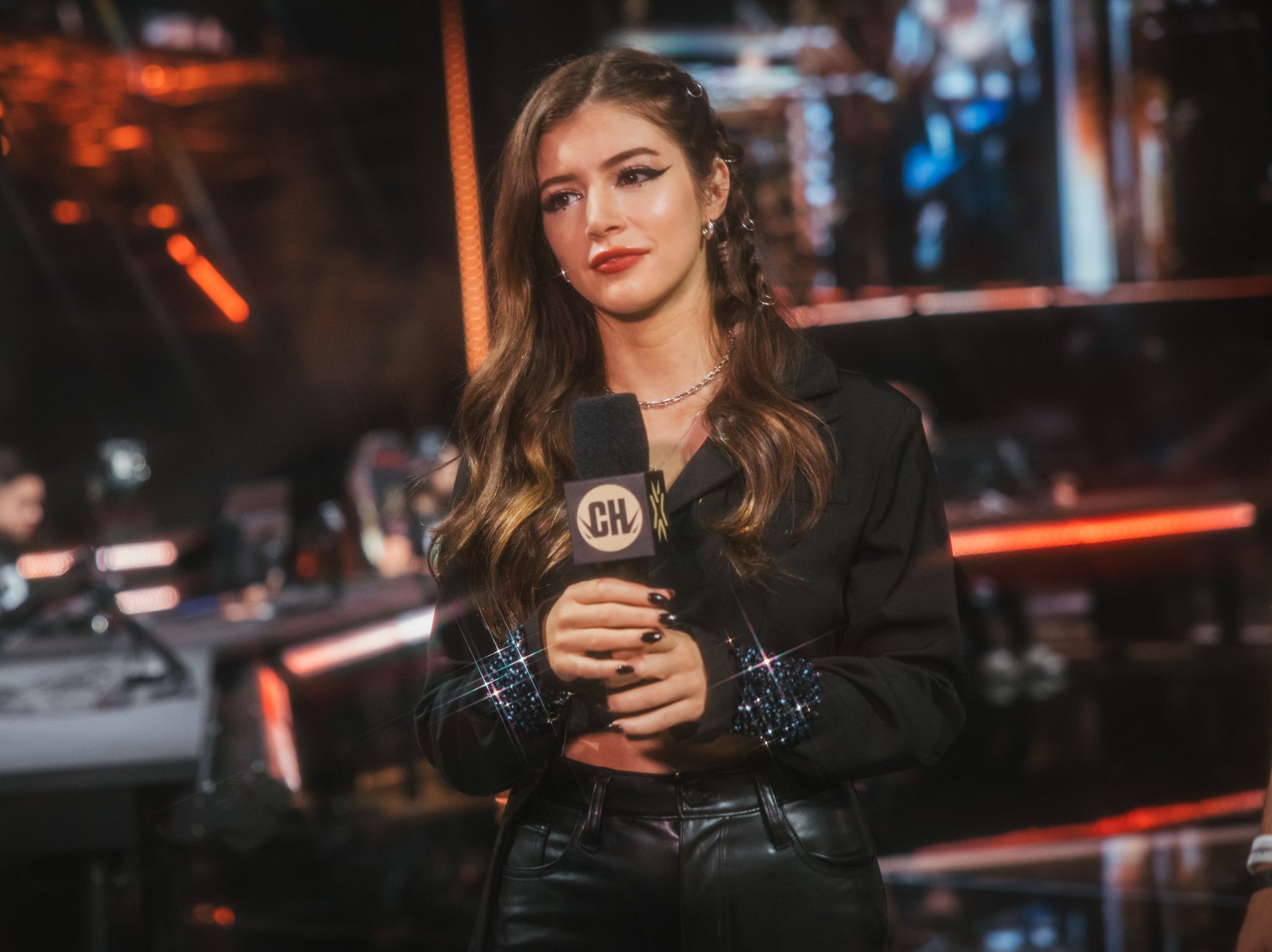 From Twitter Scrolller