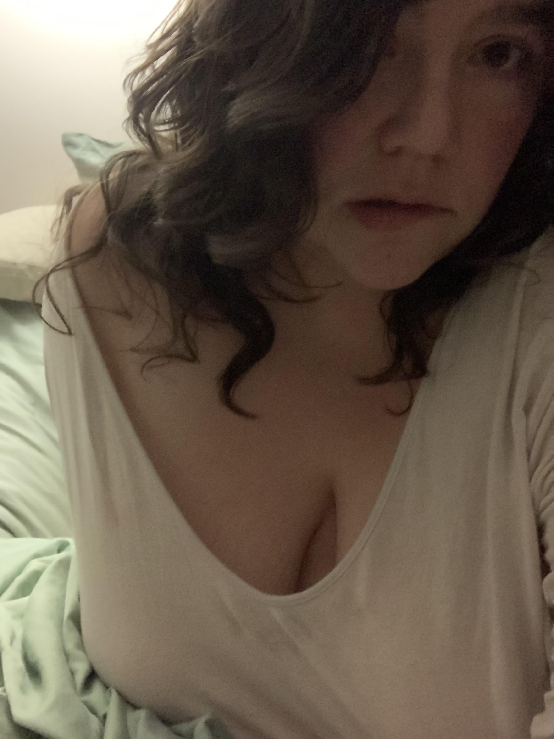 *gasp* *lipbite* | Scrolller