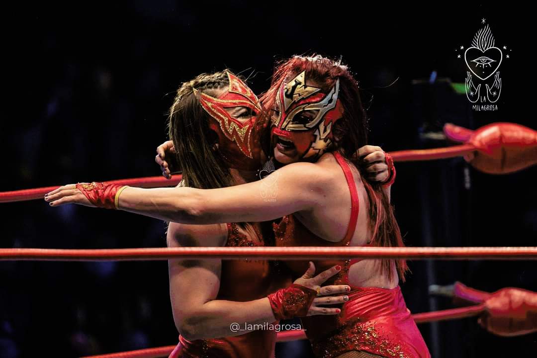 Getting friendly | Scrolller