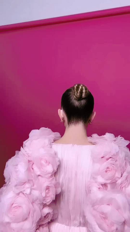 Getting ready for the Gala | Scrolller