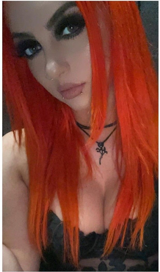 Gigi Dolin | Scrolller