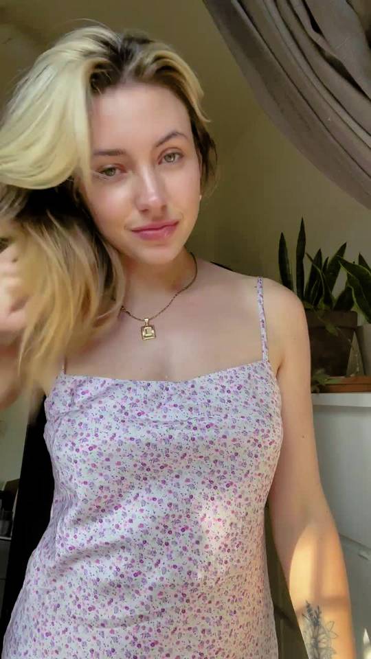 Givin a lil shimmy shake! | Scrolller