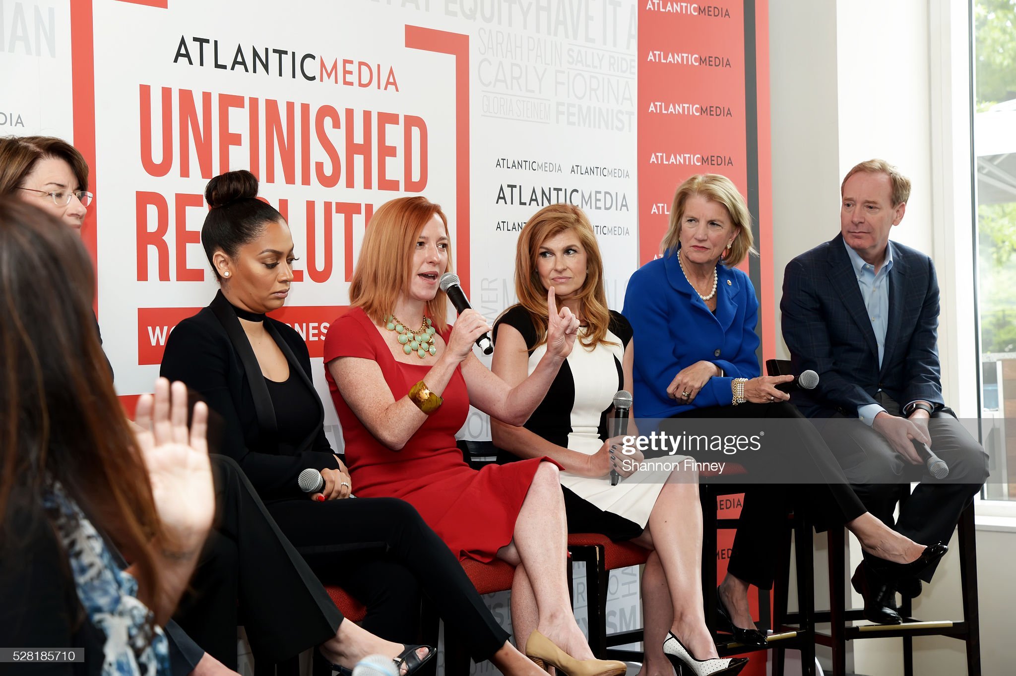 god I want her so bad | Scrolller