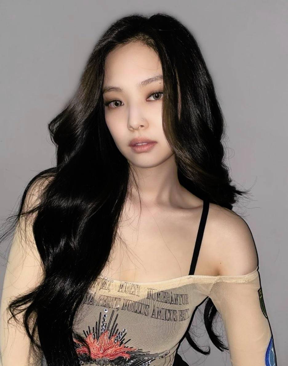 Goddess Jennie | Scrolller