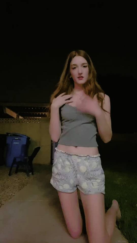 Good little sluts slap themselves | Scrolller