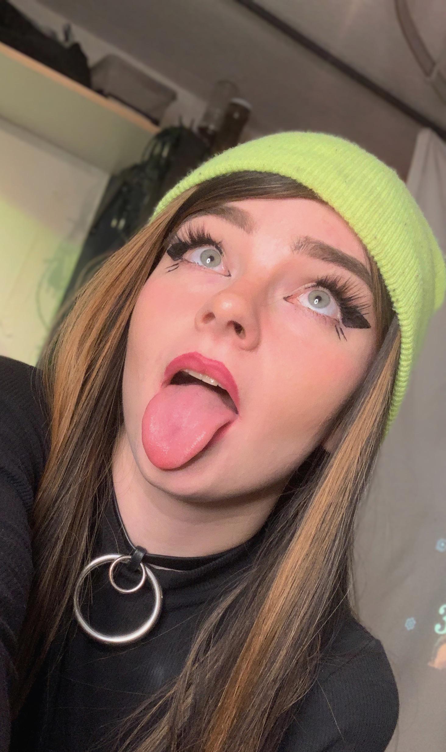 Good morning ahegao ☀️💦 | Scrolller