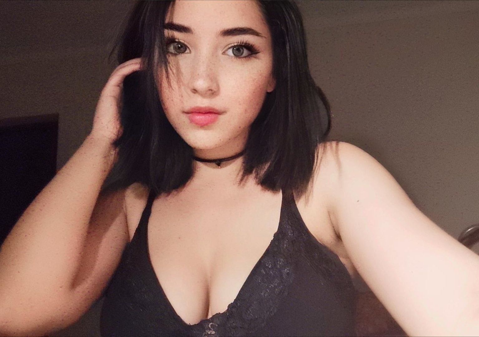 goodnight 😴 | Scrolller