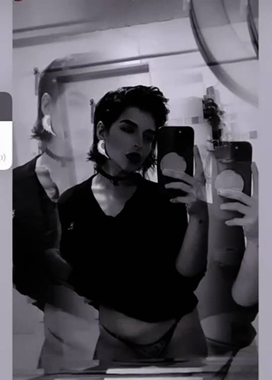 Goodnight baby 🖤 | Scrolller