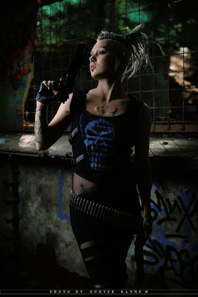 Goth chick locked and loaded | Scrolller