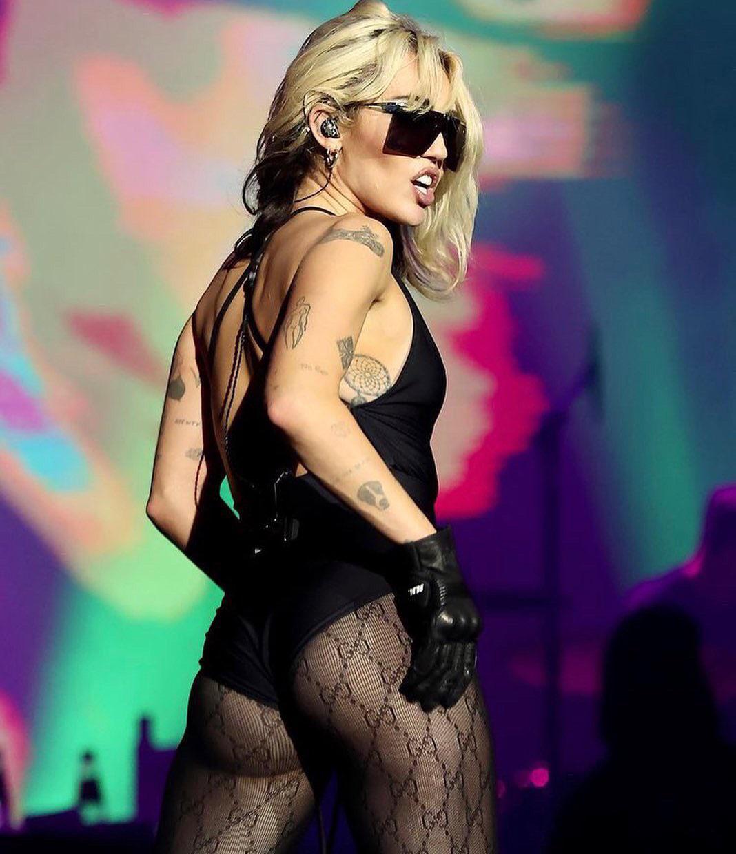 Great assets | Scrolller