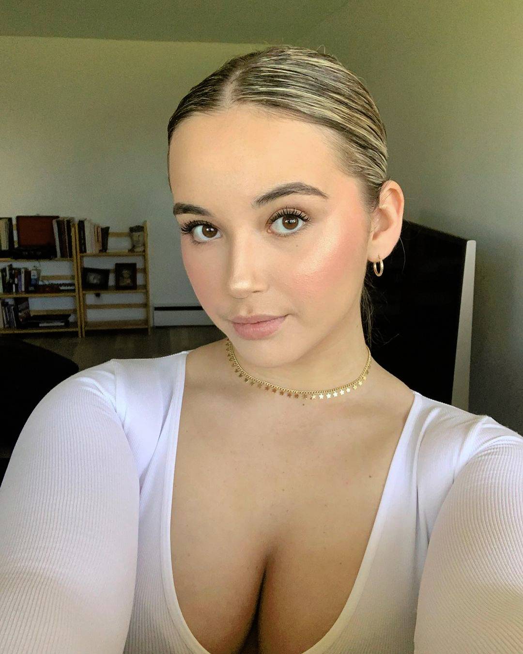 Great cleavage | Scrolller