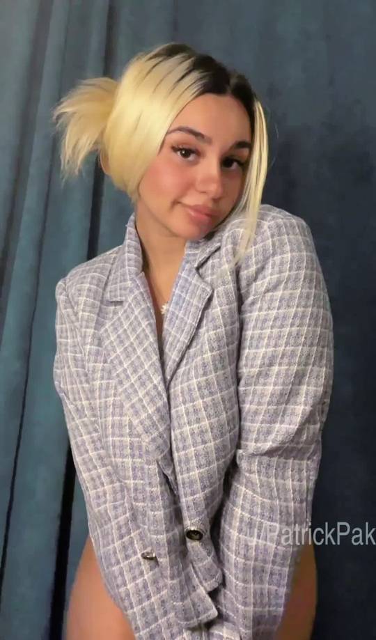 Guess my size (oc) | Scrolller