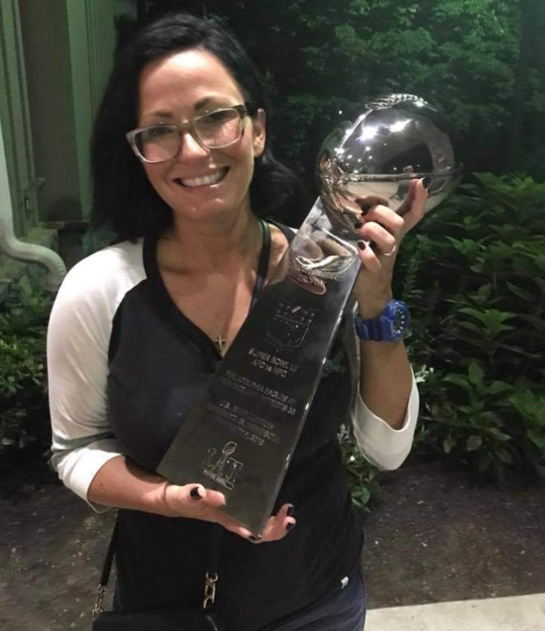 Guess you could say she's quite the trophy wife | Scrolller