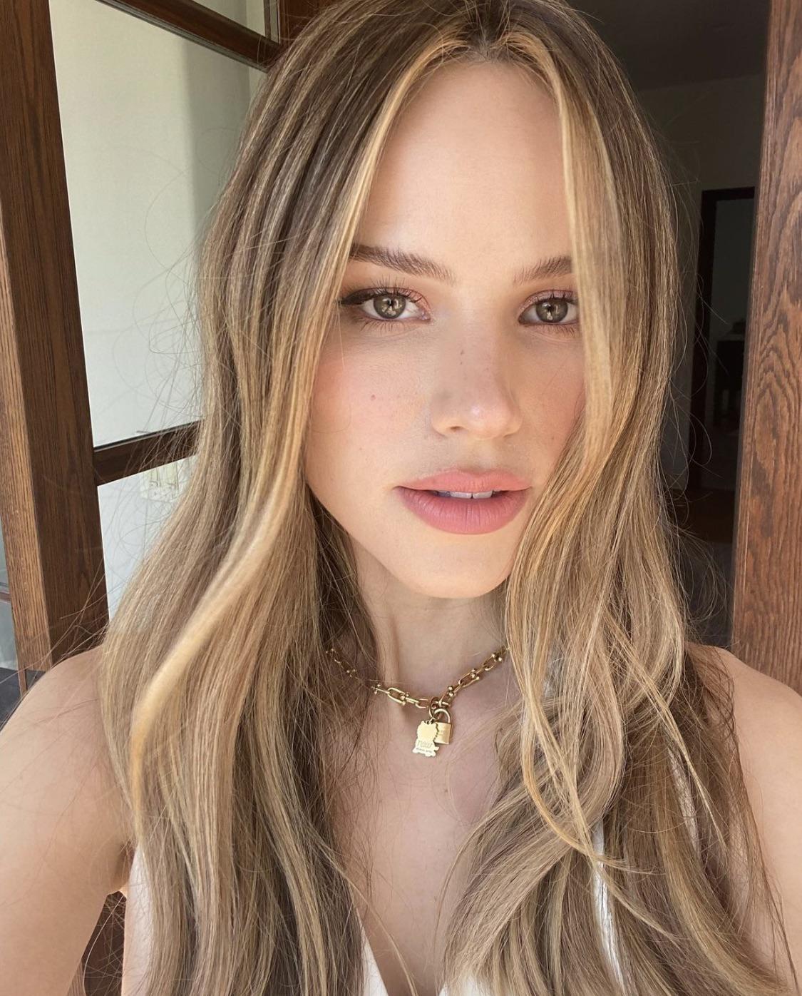 Halston Sage | Scrolller