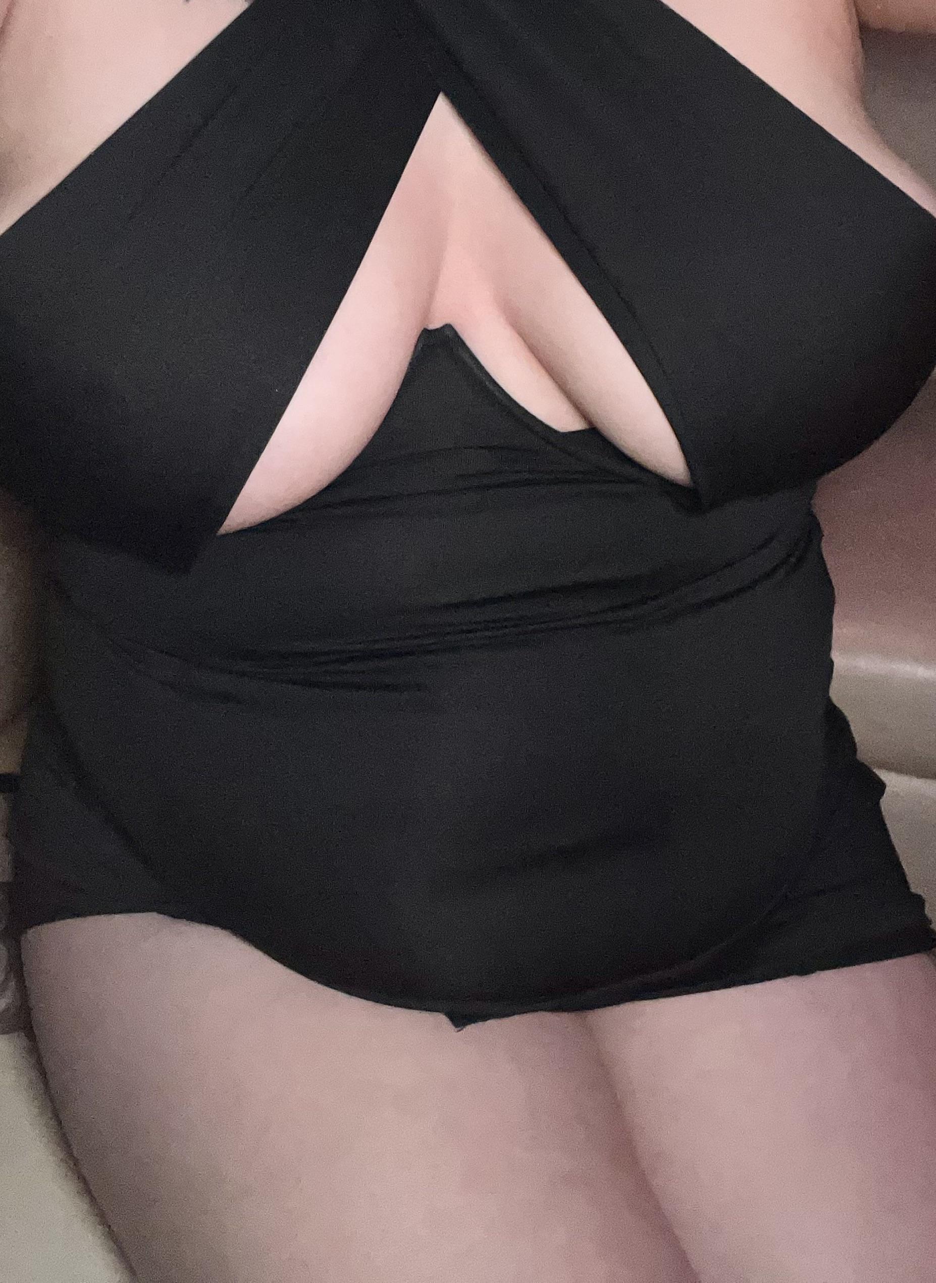 Hand over your wallet🤑 | Scrolller