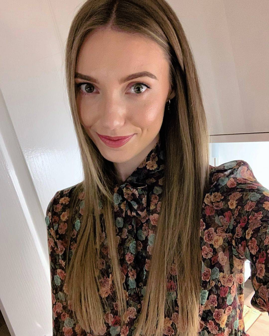 Hannah Williams | Scrolller