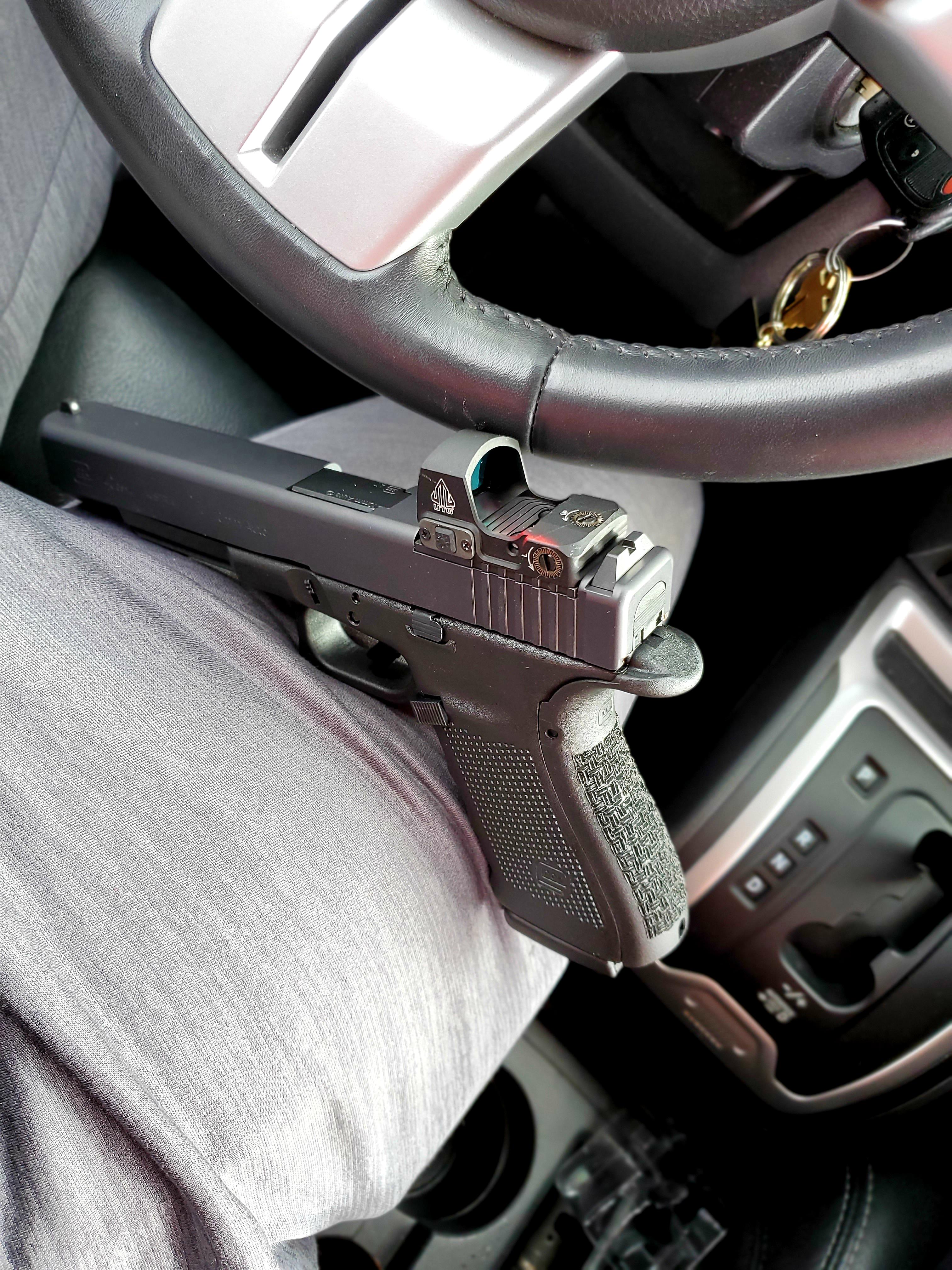 Happy GLOCKTOBER DUDES | Scrolller