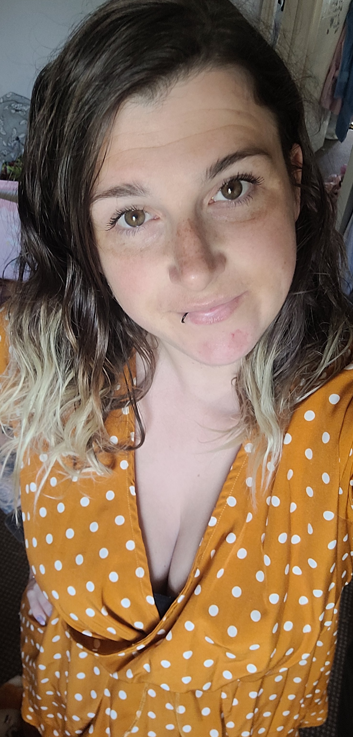 happy hump day 😙 [31F] | Scrolller