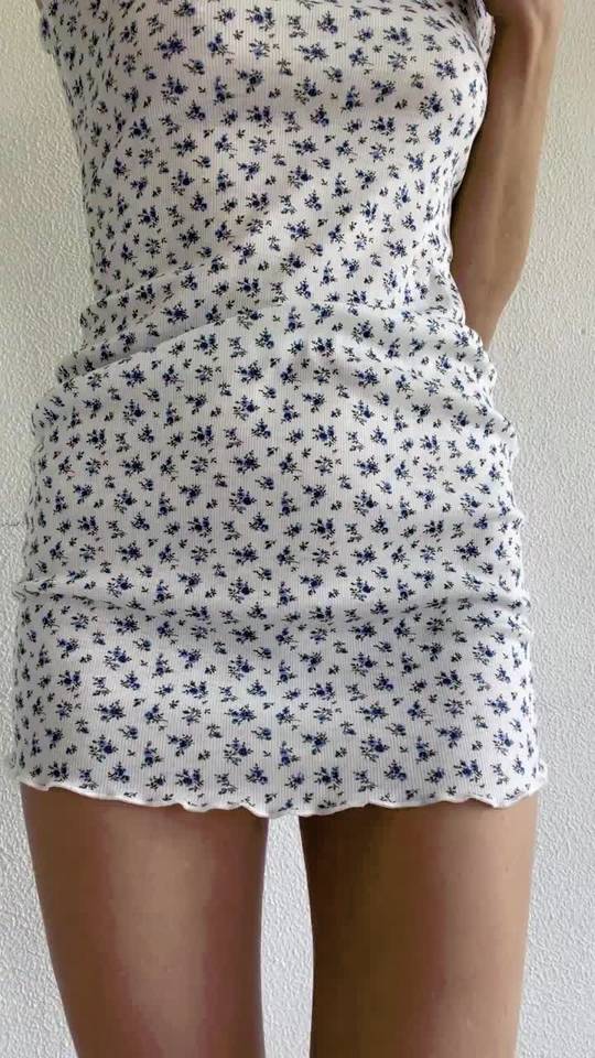 Have A Peek Under My Dress Scrolller