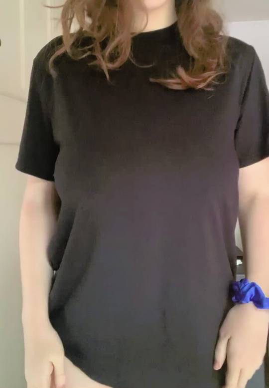 Hope some of you are fans of natural titty drops | Scrolller