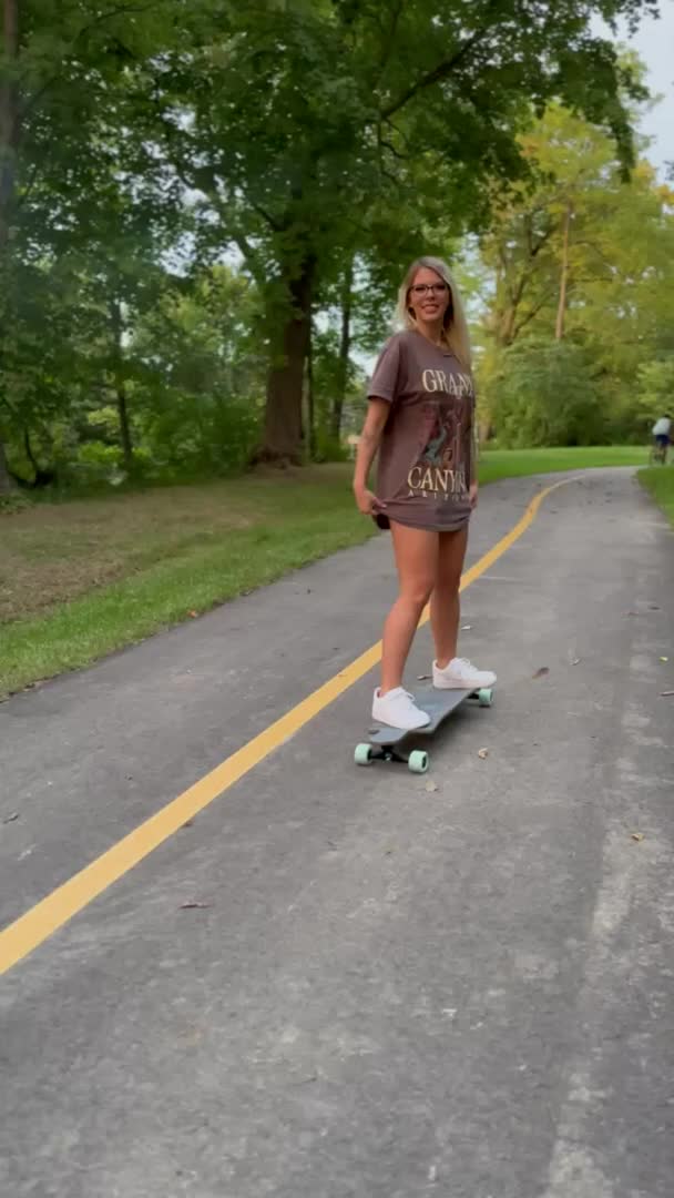 Having fun on the trail 🤭 | Scrolller