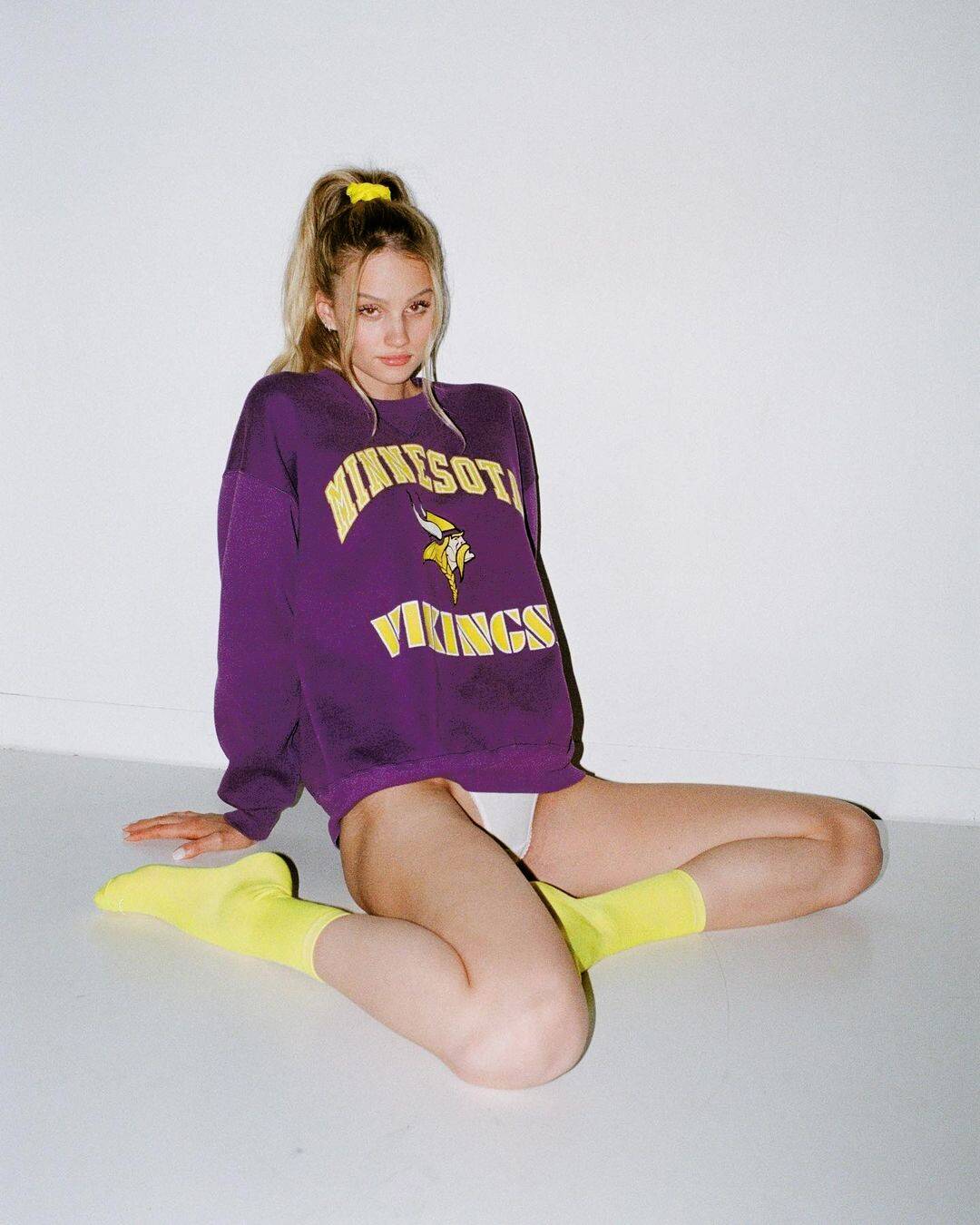 Hazel Graye | Scrolller