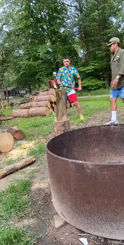 He did hit the axe | Scrolller