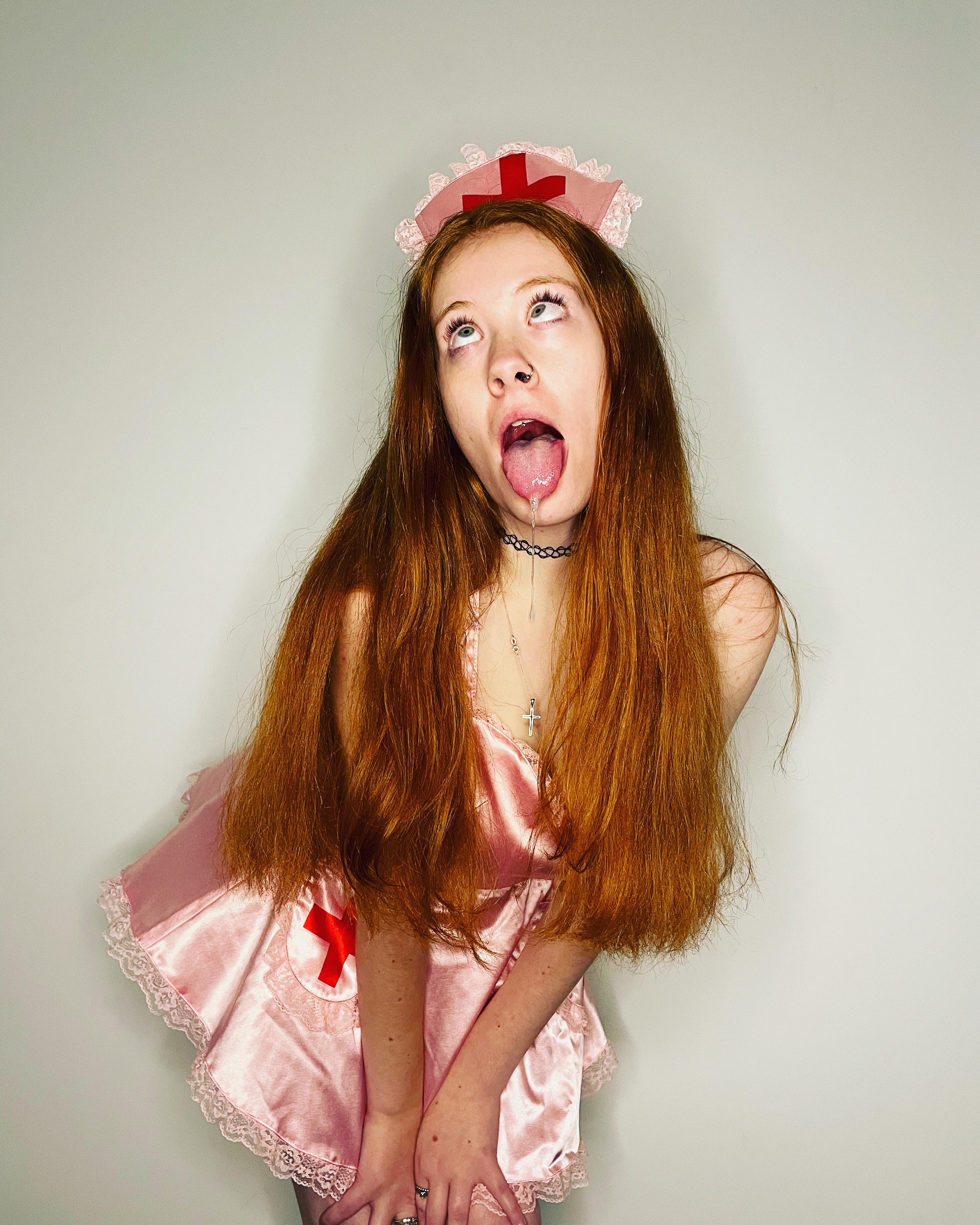 Hehe can I be ur nurse | Scrolller