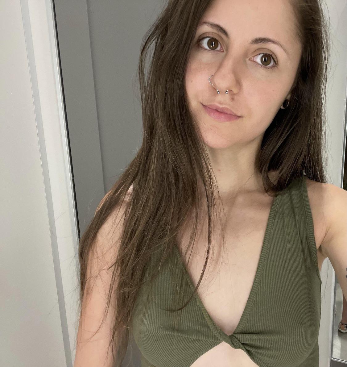 hello 🤗 | Scrolller