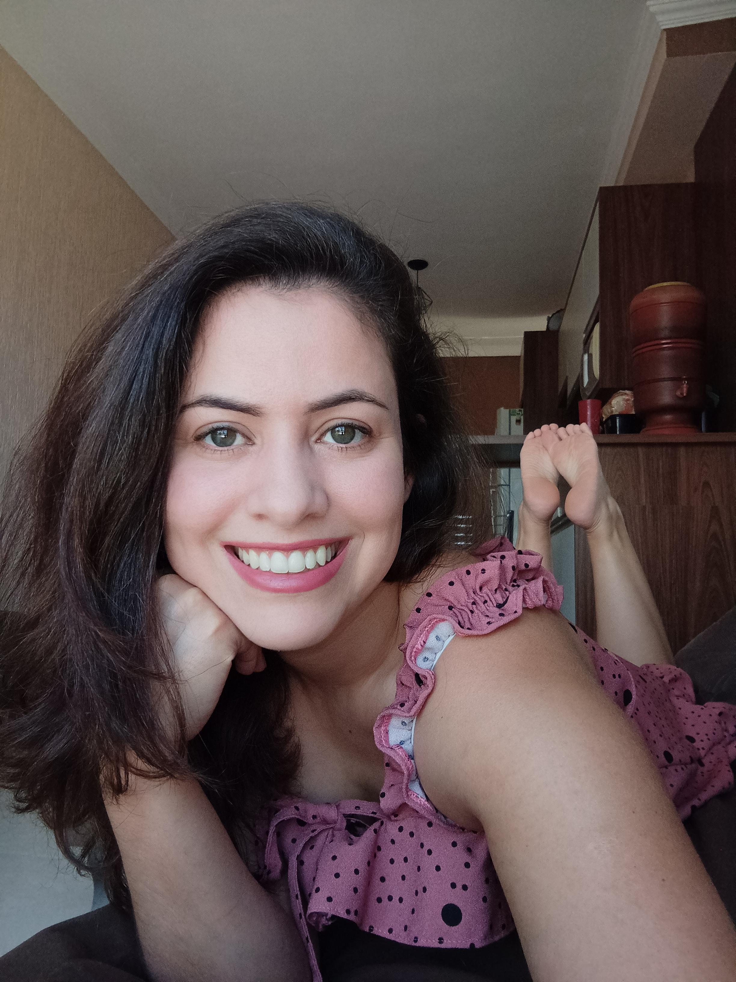 Hellooooo | Scrolller