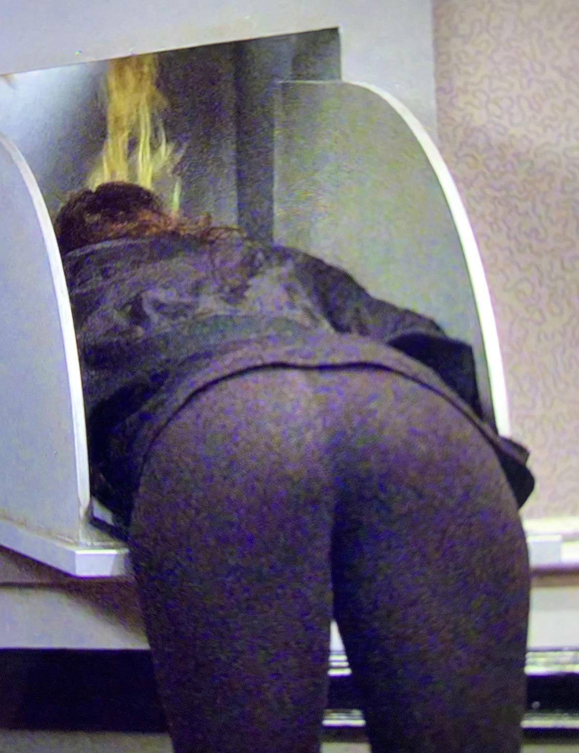 Her ass look tender | Scrolller