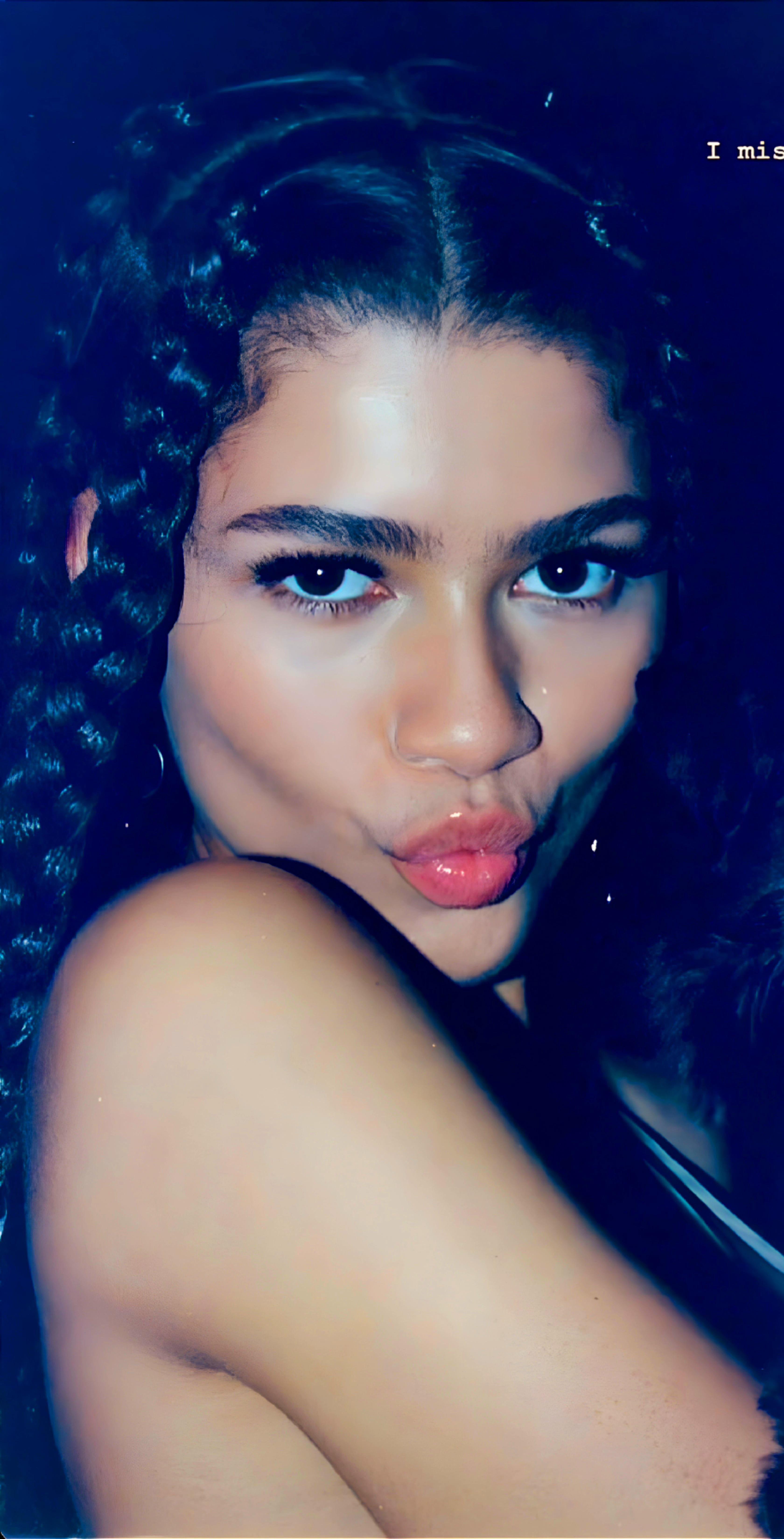 Her face makes me throb 😩 | Scrolller