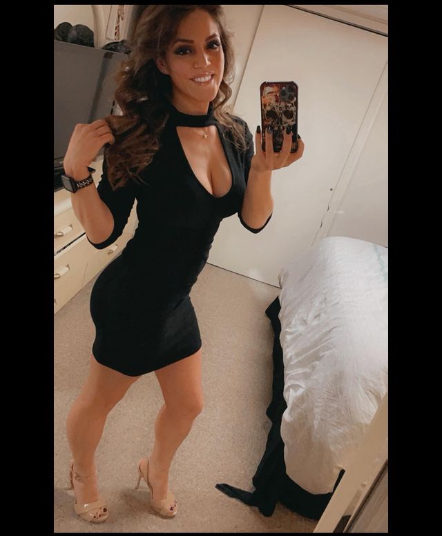 her friend nikki | Scrolller