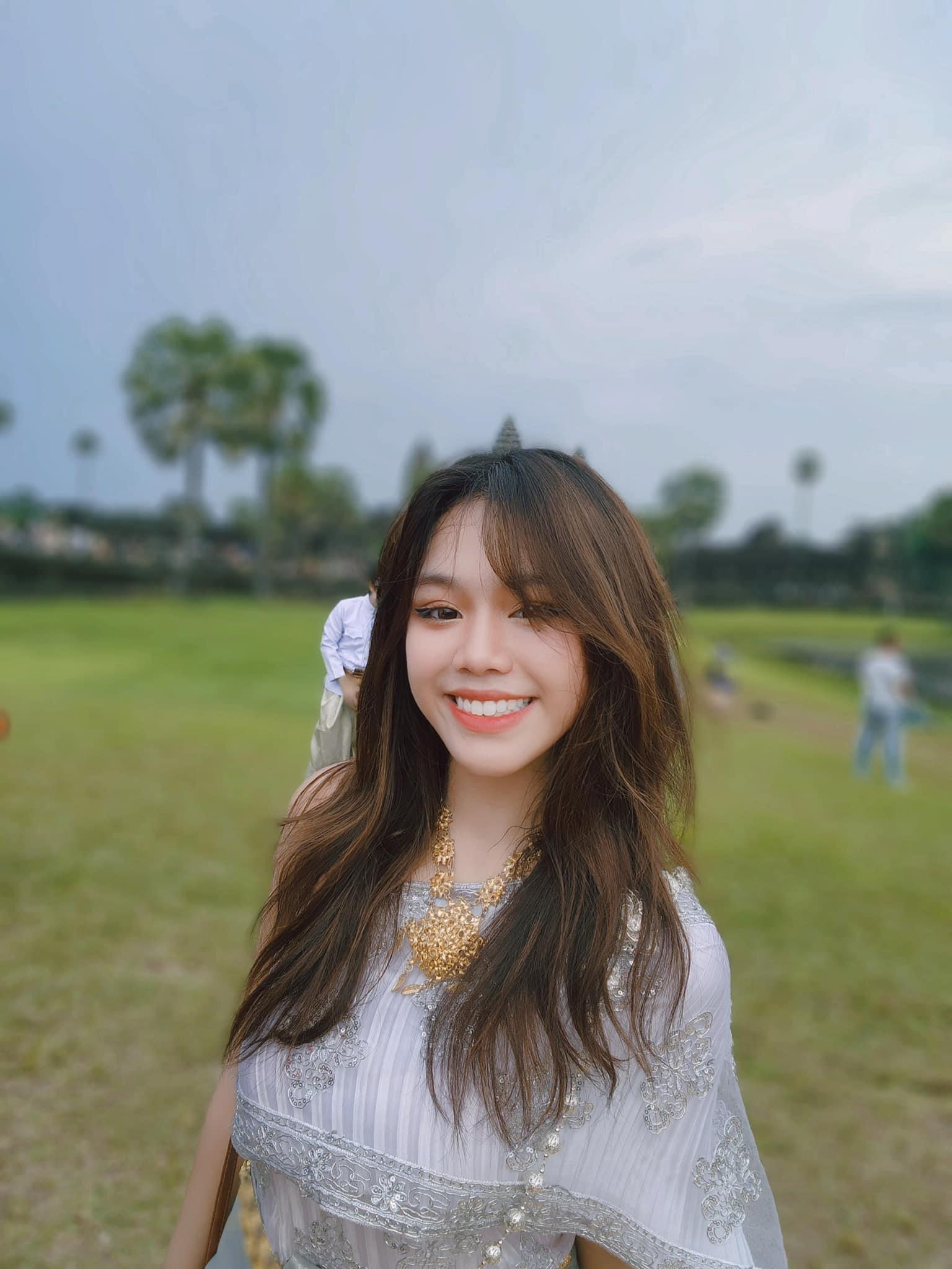 Her smile make my morning !!!!!! | Scrolller