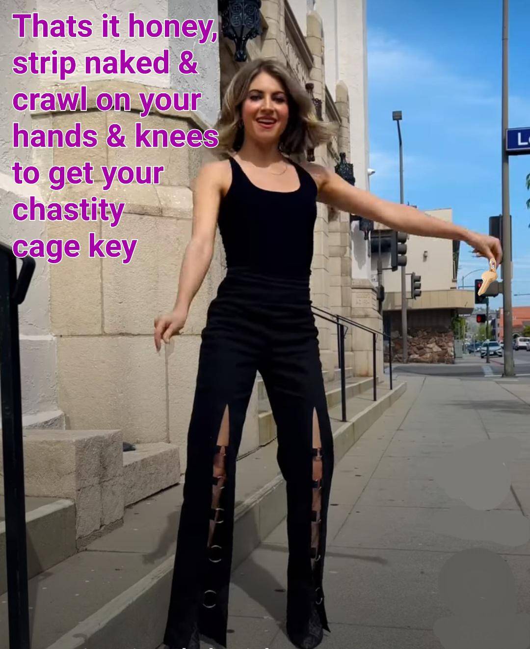 Here, in public? | Scrolller