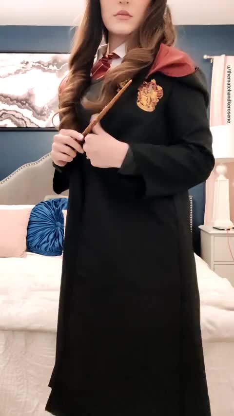 Hermione titty drop [OC] | Scrolller