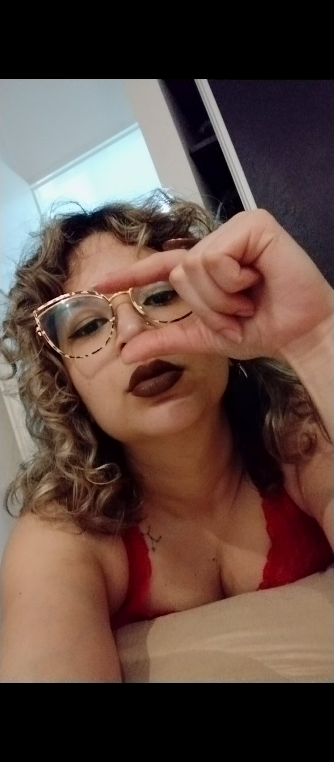 Hey loser, come here to recive what you deserves 🤏🍆 | Scrolller