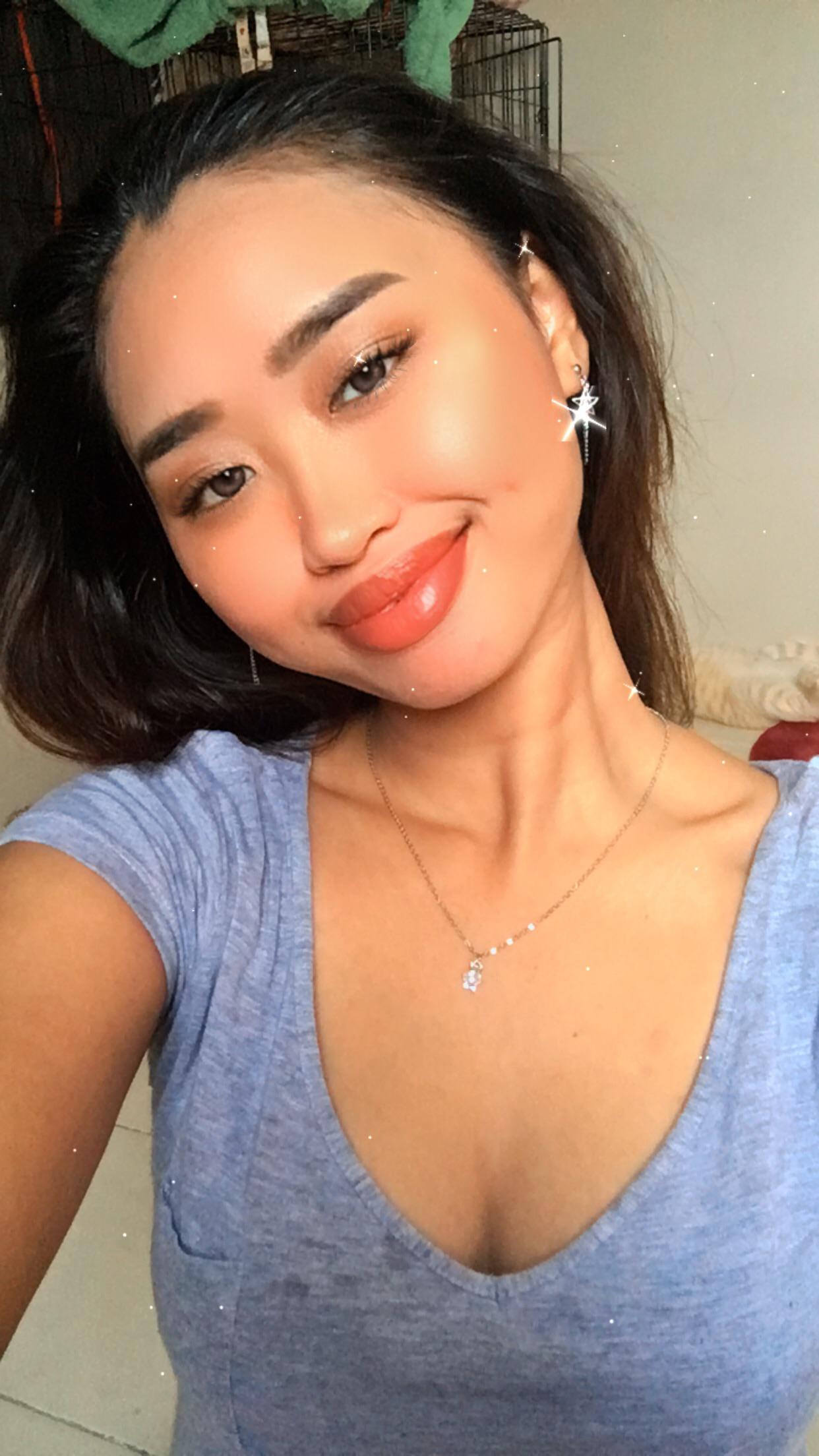 Hi darling ! How was your day ? | Scrolller