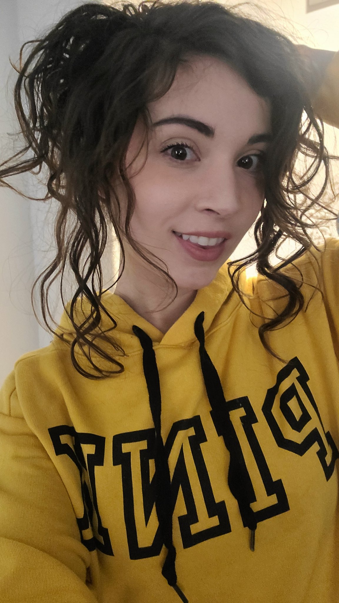 Hi from Mel | Scrolller