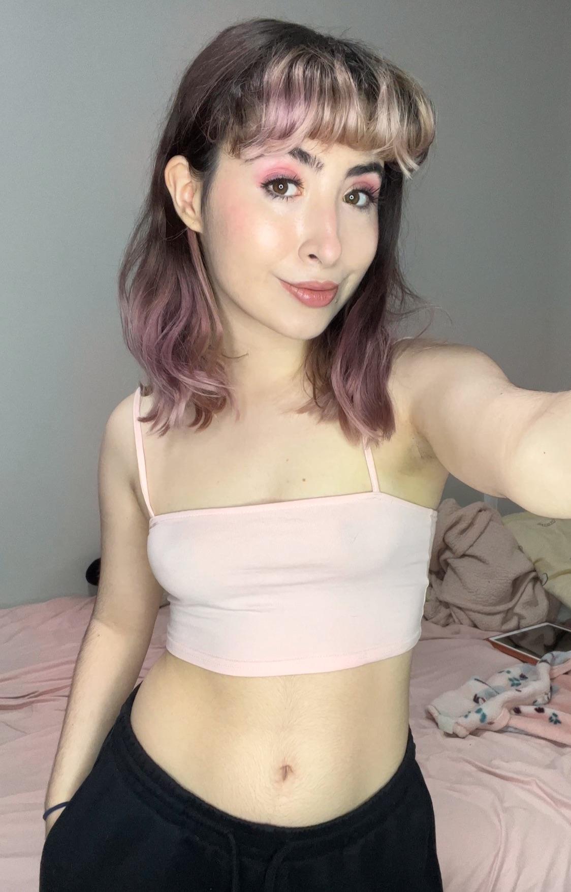 hi, it’s been a while ️still braless as always | Scrolller