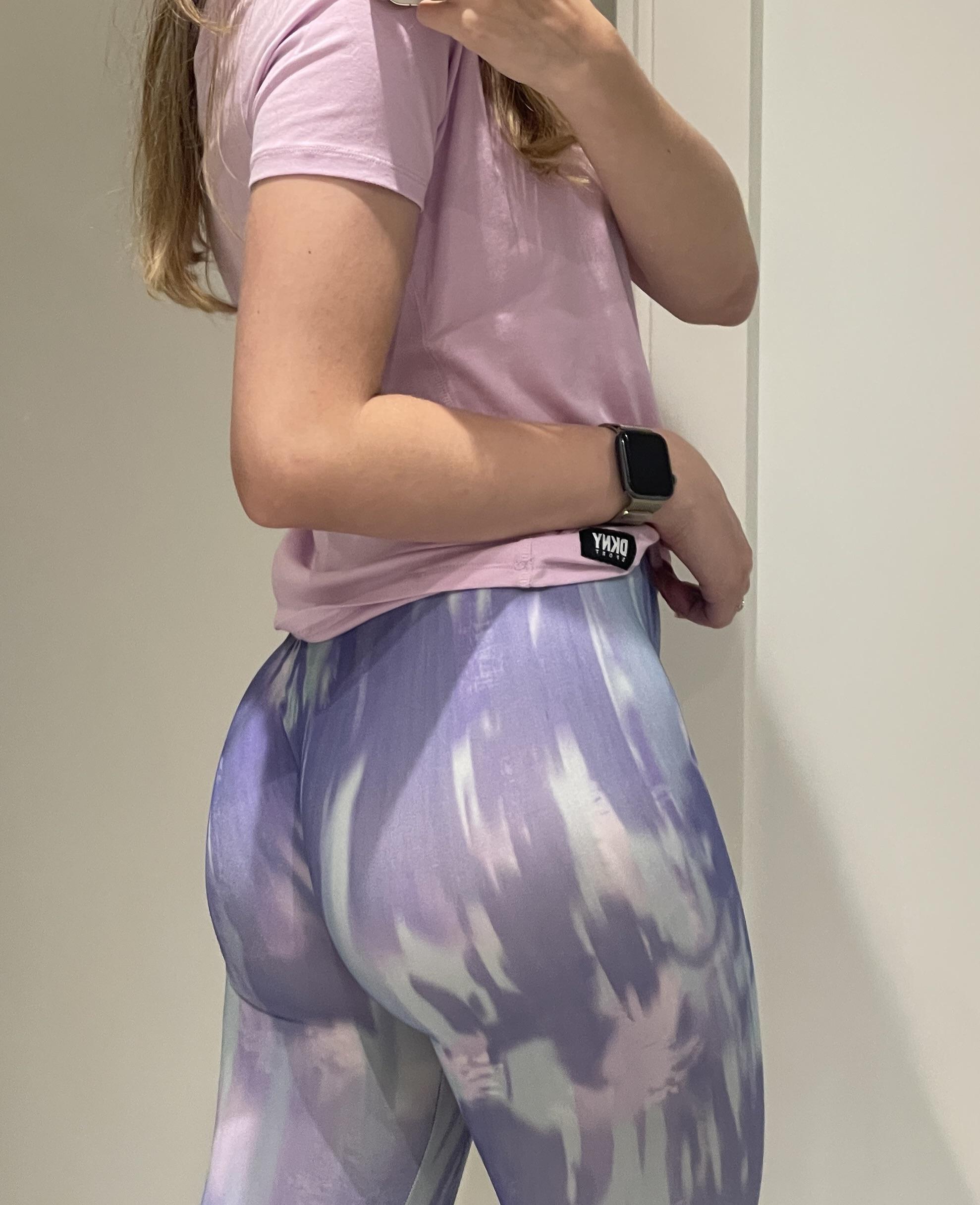 Leggings_haven | Pictures and Videos | Scrolller NSFW