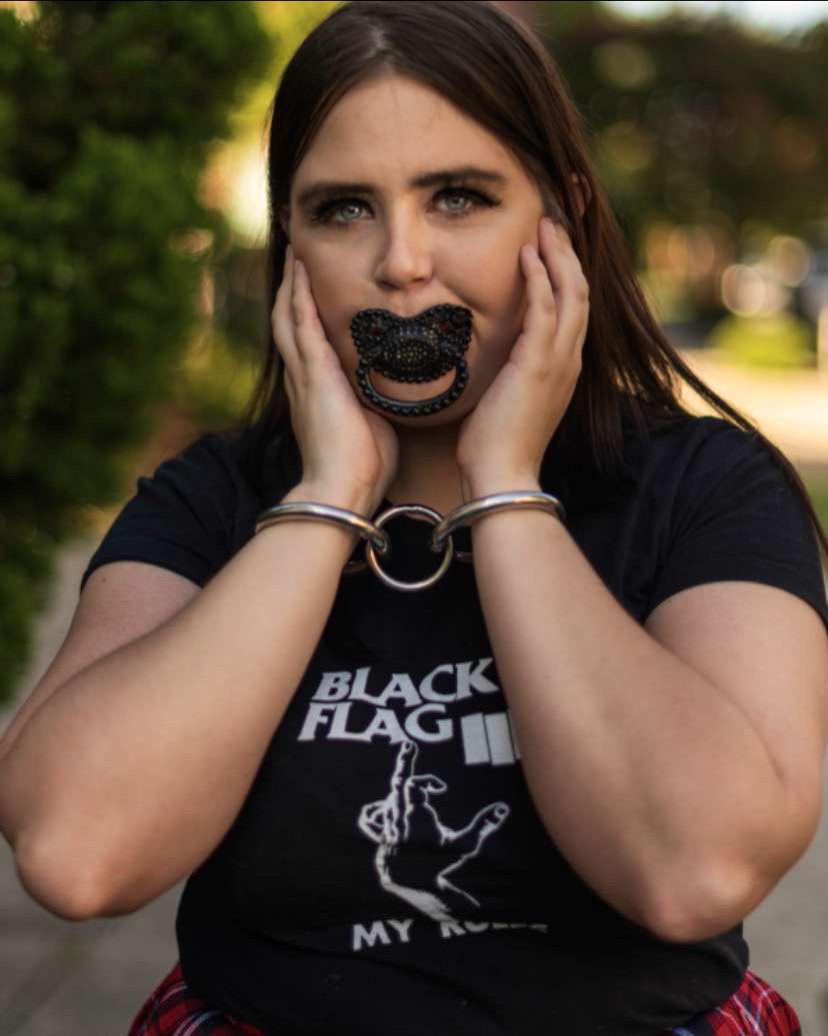 Hi there! | Scrolller